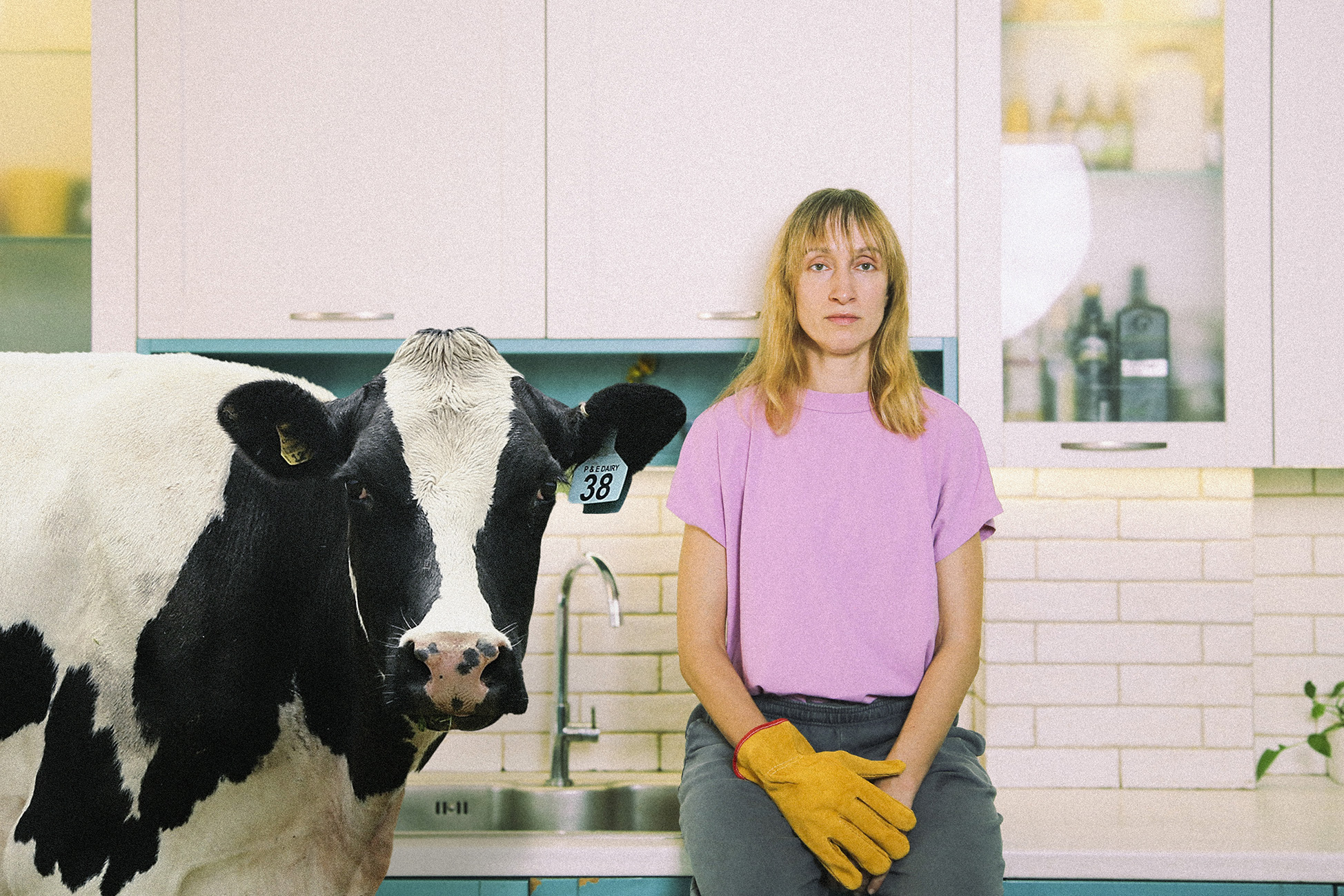COW | DEER των Katie Mitchell, Nina Segal και Melanie Wilson με ...